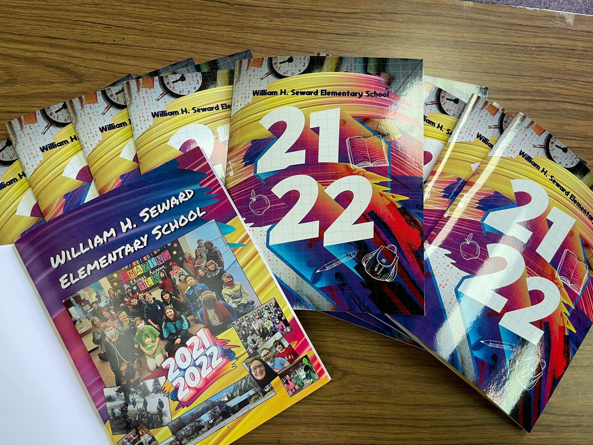 Yearbooks are here! – Seward Elementary